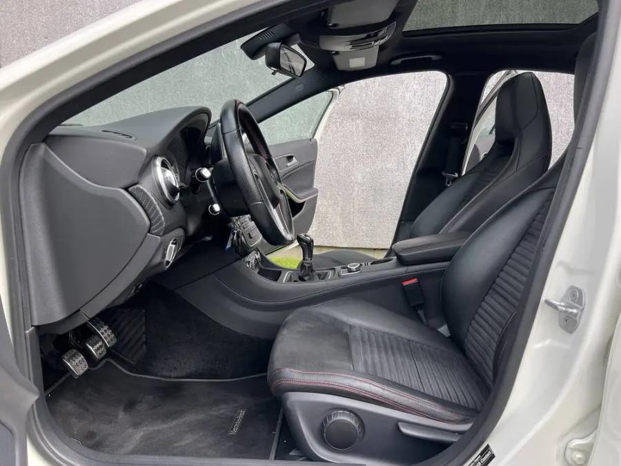Balts Mercedes-Benz A 200 2013 Liepāja, ar dzinēja tilpumu 1.80 L un nobraukumu 239 tūkst. km par 9999 €, foto 9 vietnē AUTOMOTO.COM.LV