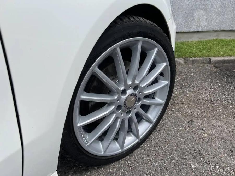 Balts Mercedes-Benz A 200 2013 Liepāja, ar dzinēja tilpumu 1.80 L un nobraukumu 239 tūkst. km par 9999 €, foto 21 vietnē AUTOMOTO.COM.LV