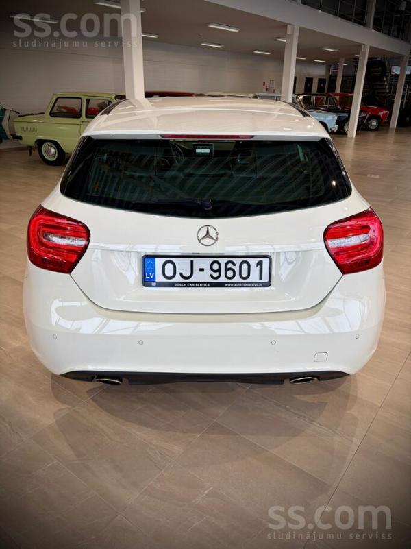 Balts Mercedes-Benz A 200 2014 Dobele, ar dzinēja tilpumu 1.80 L un nobraukumu 251 tūkst. km par 10450 €, foto 4 vietnē AUTOMOTO.COM.LV