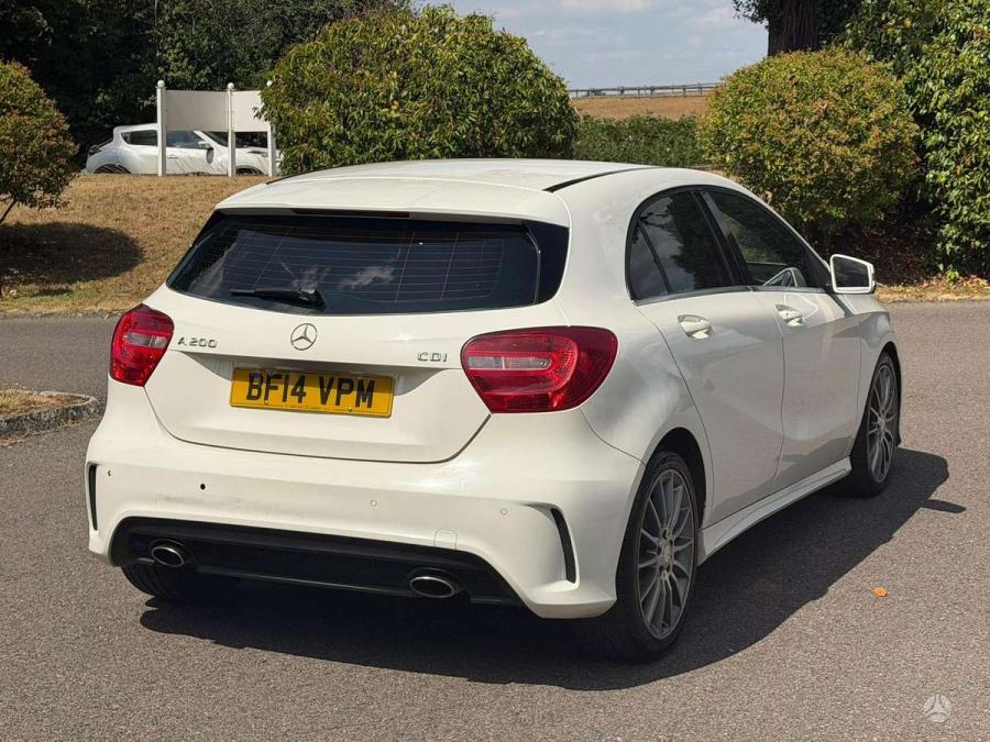 White Mercedes-Benz A 200 2014 in Marijampole, with an engine capacity of 1.80 L and mileage of 160 thousand km for 3850 €, photo 3 on AUTOMOTO.COM.LV