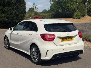 White Mercedes-Benz A 200 2014 in Marijampole, with an engine capacity of 1.80 L and mileage of 160 thousand km for 3850 €, photo 8 on AUTOMOTO.COM.LV