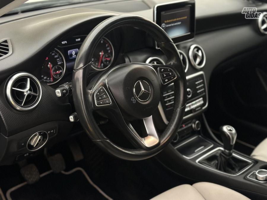 Balts Mercedes-Benz A 200 2015 Avižieniai, ar dzinēja tilpumu 1.60 L un nobraukumu 153 tūkst. km par 8490 €, foto 10 vietnē AUTOMOTO.COM.LV