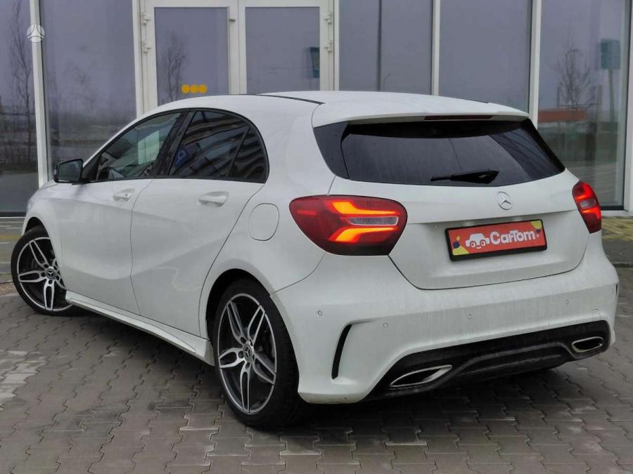 White Mercedes-Benz A 200 2018 in Vilnius, with an engine capacity of 2.14 L and mileage of 235 thousand km for 12000 €, photo 4 on AUTOMOTO.COM.LV