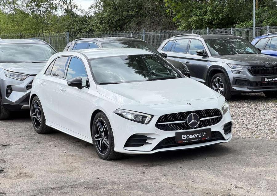 White Mercedes-Benz A 200 2018 in Vilnius, with an engine capacity of 1.30 L and mileage of 110 thousand km for 17500 €, photo 4 on AUTOMOTO.COM.LV