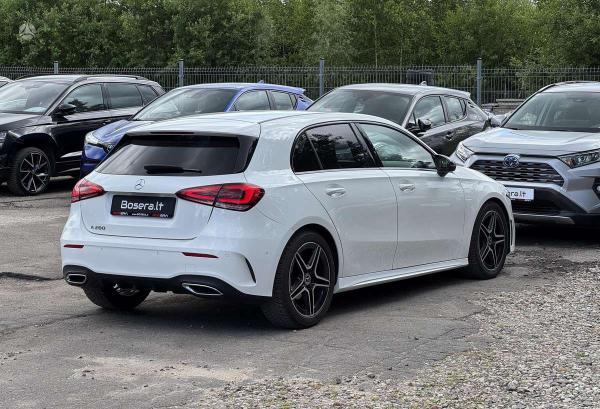 White Mercedes-Benz A 200 2018 in Vilnius, with an engine capacity of 1.30 L and mileage of 110 thousand km for 17500 €, photo 5 on AUTOMOTO.COM.LV