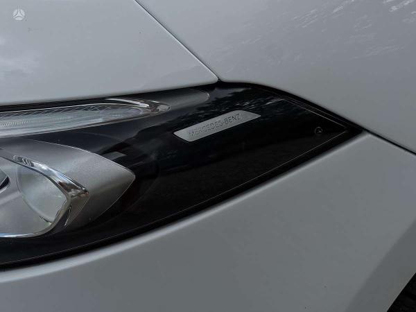 White Mercedes-Benz A 200 2018 in Vilnius, with an engine capacity of 1.30 L and mileage of 110 thousand km for 17500 €, photo 10 on AUTOMOTO.COM.LV