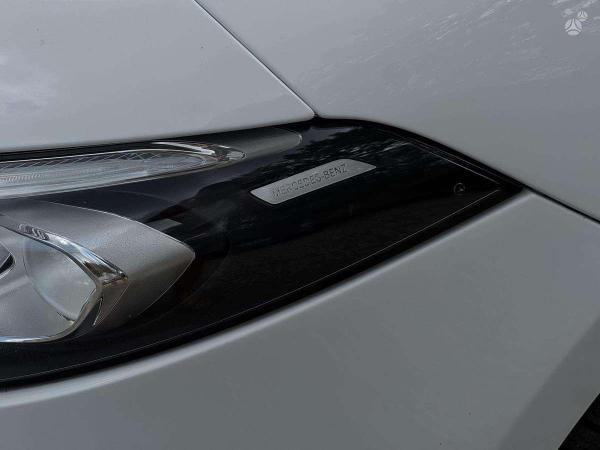 White Mercedes-Benz A 200 2018 in Vilnius, with an engine capacity of 1.30 L and mileage of 110 thousand km for 16490 €, photo 10 on AUTOMOTO.COM.LV