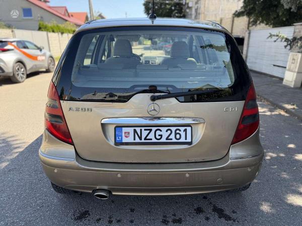 Yellow Mercedes-Benz A 200 2005 in Kaunas, with an engine capacity of 2.04 L and mileage of 215 thousand km for 1250 €, photo 8 on AUTOMOTO.COM.LV