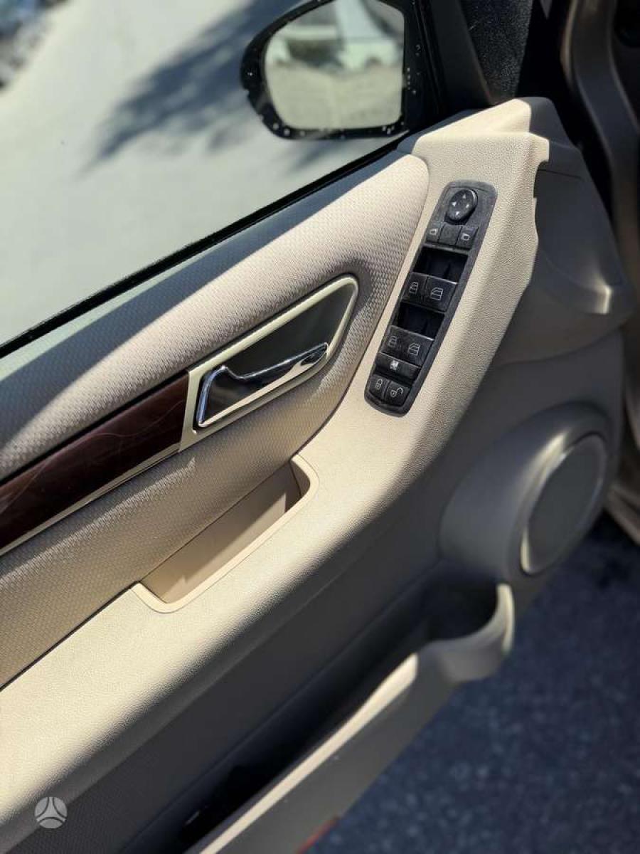Dzeltens Mercedes-Benz A 200 2005 Kauņa, ar dzinēja tilpumu 2.04 L un nobraukumu 215 tūkst. km par 1250 €, foto 14 vietnē AUTOMOTO.COM.LV