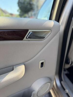 Dzeltens Mercedes-Benz A 200 2005 Kauņa, ar dzinēja tilpumu 2.04 L un nobraukumu 215 tūkst. km par 1250 €, foto 19 vietnē AUTOMOTO.COM.LV