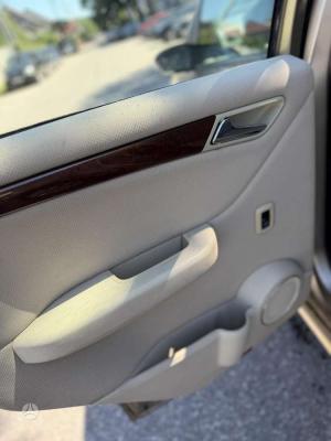 Dzeltens Mercedes-Benz A 200 2005 Kauņa, ar dzinēja tilpumu 2.04 L un nobraukumu 215 tūkst. km par 1250 €, foto 20 vietnē AUTOMOTO.COM.LV