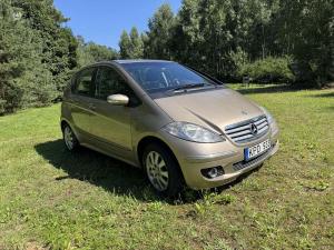 Yellow Mercedes-Benz A 200 2006 in Vilnius, with an engine capacity of 2.00 L and mileage of 182 thousand km for 999 €, photo 4 on AUTOMOTO.COM.LV
