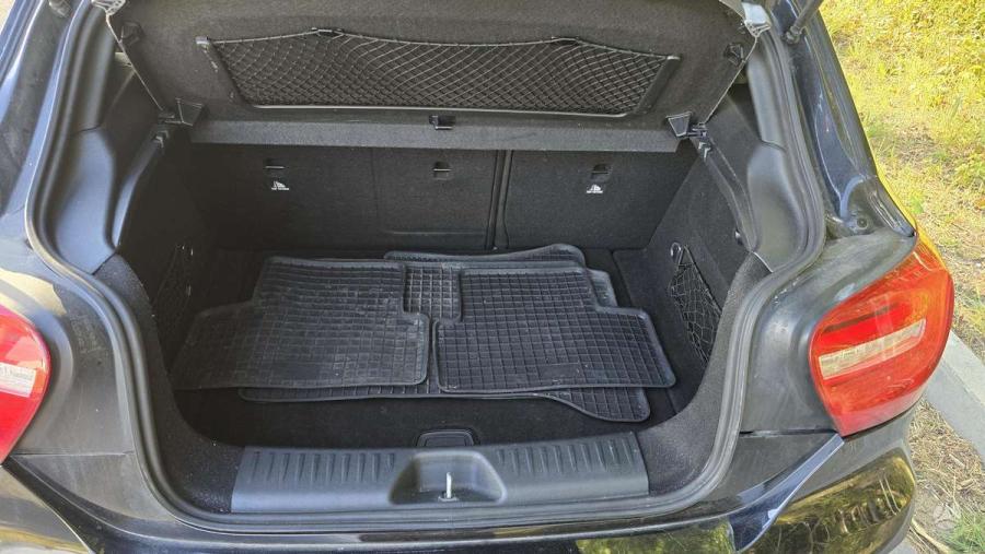Melns Mercedes-Benz a-220 2013 Jurbarkas, ar dzinēja tilpumu 2.10 L un nobraukumu 222 tūkst. km par 7900 €, foto 12 vietnē AUTOMOTO.COM.LV