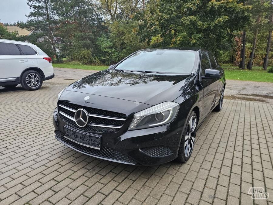 Black Mercedes-Benz a-220 2014 in Ukmerge, with an engine capacity of 2.20 L and mileage of 329 thousand km for 7500 €, photo 12 on AUTOMOTO.COM.LV