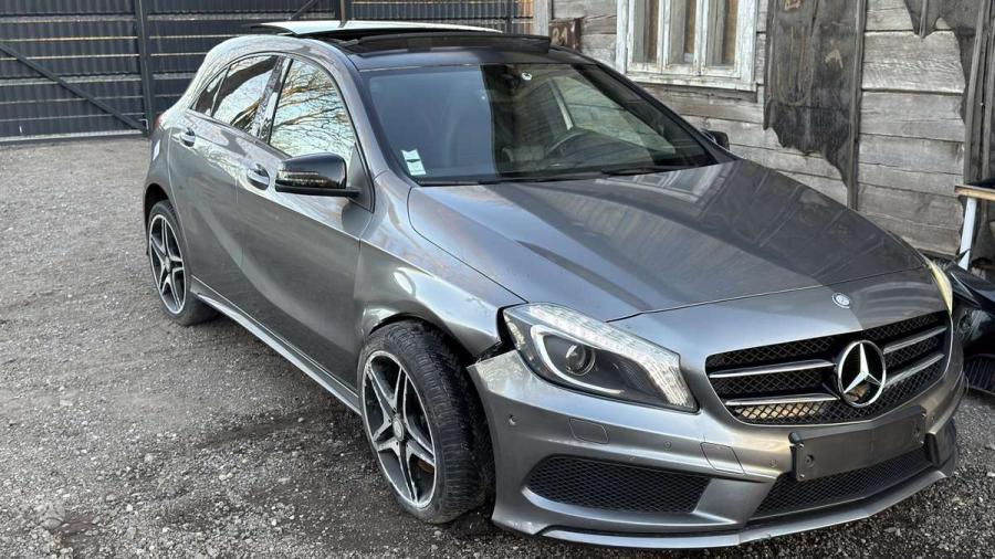 Pelēks Mercedes-Benz a-220 2014 Jonava, ar dzinēja tilpumu 2.14 L un nobraukumu 243 tūkst. km par 5800 €, foto 7 vietnē AUTOMOTO.COM.LV