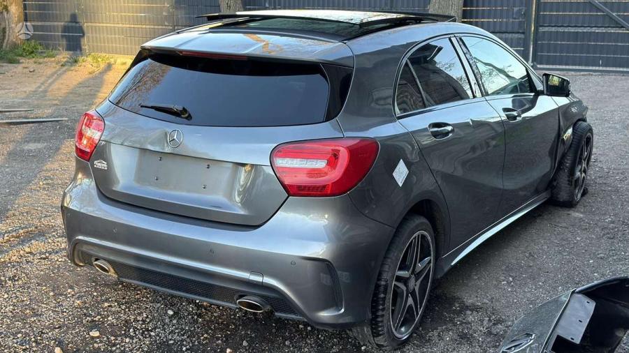 Pelēks Mercedes-Benz a-220 2014 Jonava, ar dzinēja tilpumu 2.14 L un nobraukumu 243 tūkst. km par 5700 €, foto 1 vietnē AUTOMOTO.COM.LV