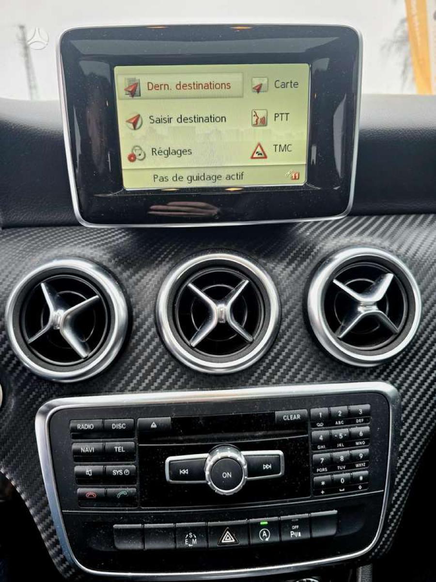 Grey Mercedes-Benz a-220 2015 in Taurage, with an engine capacity of 2.20 L and mileage of 292 thousand km for 7900 €, photo 12 on AUTOMOTO.COM.LV