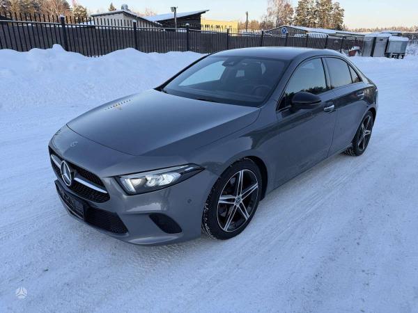 Grey Mercedes-Benz a-220 2020 in Vilnius, with an engine capacity of 1.99 L and mileage of 132 thousand km for 19350 €, photo 1 on AUTOMOTO.COM.LV