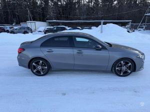 Grey Mercedes-Benz a-220 2020 in Vilnius, with an engine capacity of 1.99 L and mileage of 132 thousand km for 19350 €, photo 5 on AUTOMOTO.COM.LV
