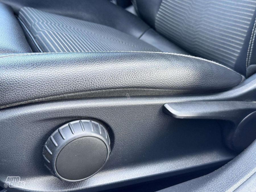 Mercedes-Benz a-220 2020 in Vilnius, with an engine capacity of 2.00 L and mileage of 132 thousand km for 18950 €, photo 28 on AUTOMOTO.COM.LV