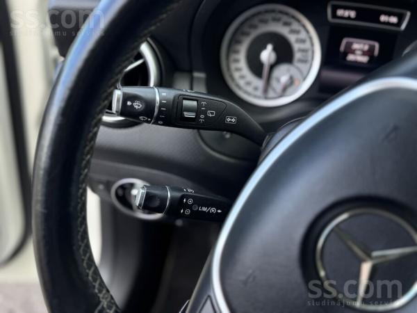 Мерседес A 220 2013 в Тукумс на AUTOMOTO.COM.LV Белый Мерседес A 220 2013 в Тукумс, объемом двигателя 2.20 л и пробегом 208 тыс. км за 9490 €, фото 11 на AUTOMOTO.COM.LV