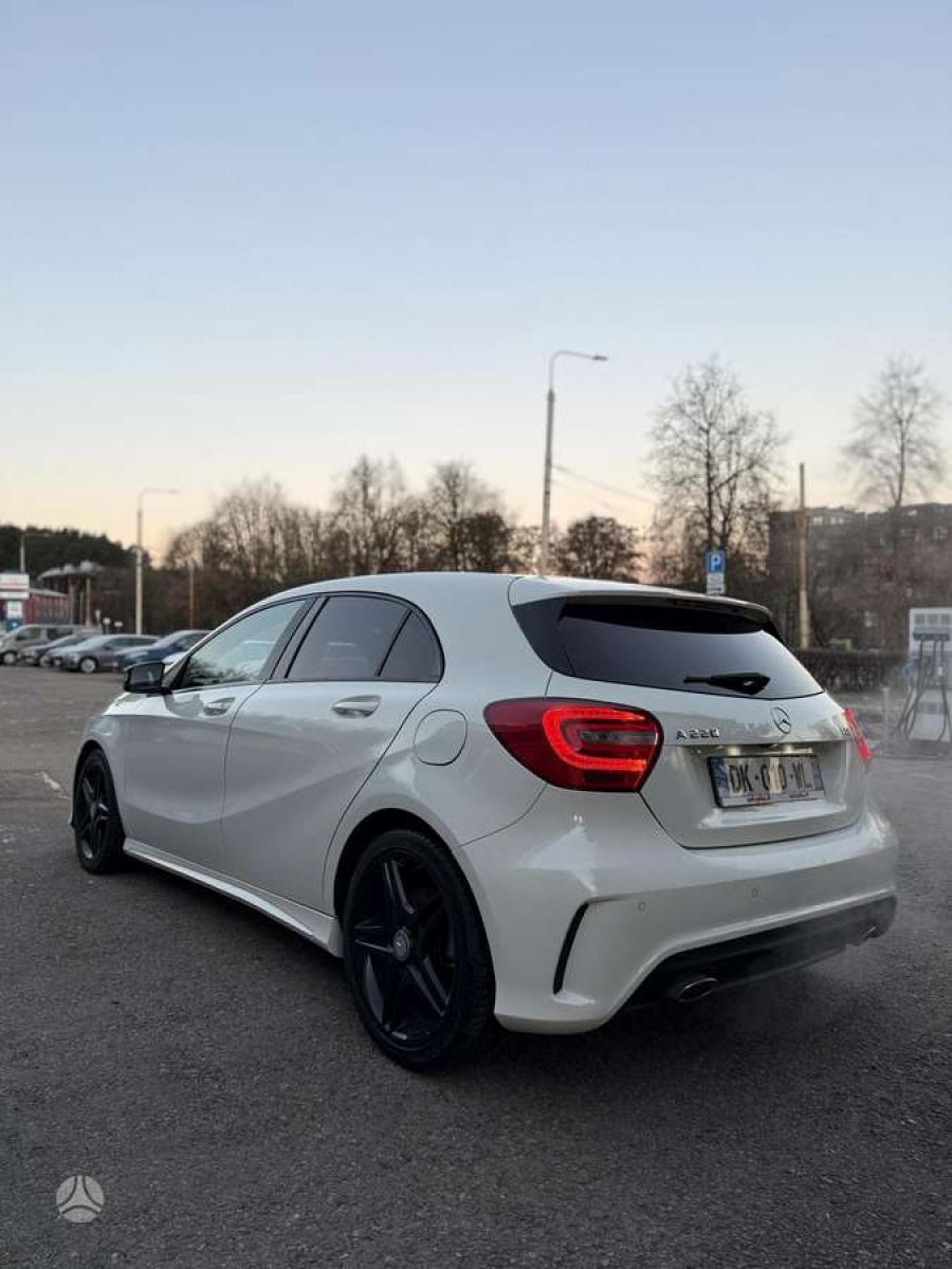 White Mercedes-Benz a-220 2014 in Vilnius, with an engine capacity of 2.14 L and mileage of 176 thousand km for 11200 €, photo 3 on AUTOMOTO.COM.LV