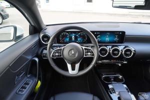 Balts Mercedes-Benz a-220 2019 Kauņa, ar dzinēja tilpumu 2.00 L un nobraukumu 26 tūkst. km par 28529 €, foto 14 vietnē AUTOMOTO.COM.LV