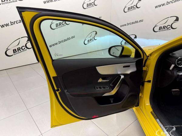 Yellow Mercedes-Benz a-220 2019 in Vilnius, with an engine capacity of 1.99 L and mileage of 28 thousand km for 23600 €, photo 6 on AUTOMOTO.COM.LV