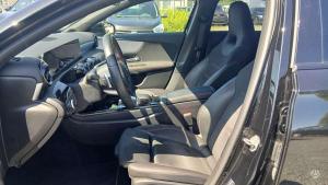 Black Mercedes-Benz a-250 2020 in Kaunas, with an engine capacity of 1.99 L and mileage of 89 thousand km for 24900 €, photo 12 on AUTOMOTO.COM.LV