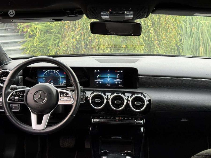 Black Mercedes-Benz a-250 2020 in Vilnius, with an engine capacity of 1.33 L and mileage of 94 thousand km for 16900 €, photo 19 on AUTOMOTO.COM.LV