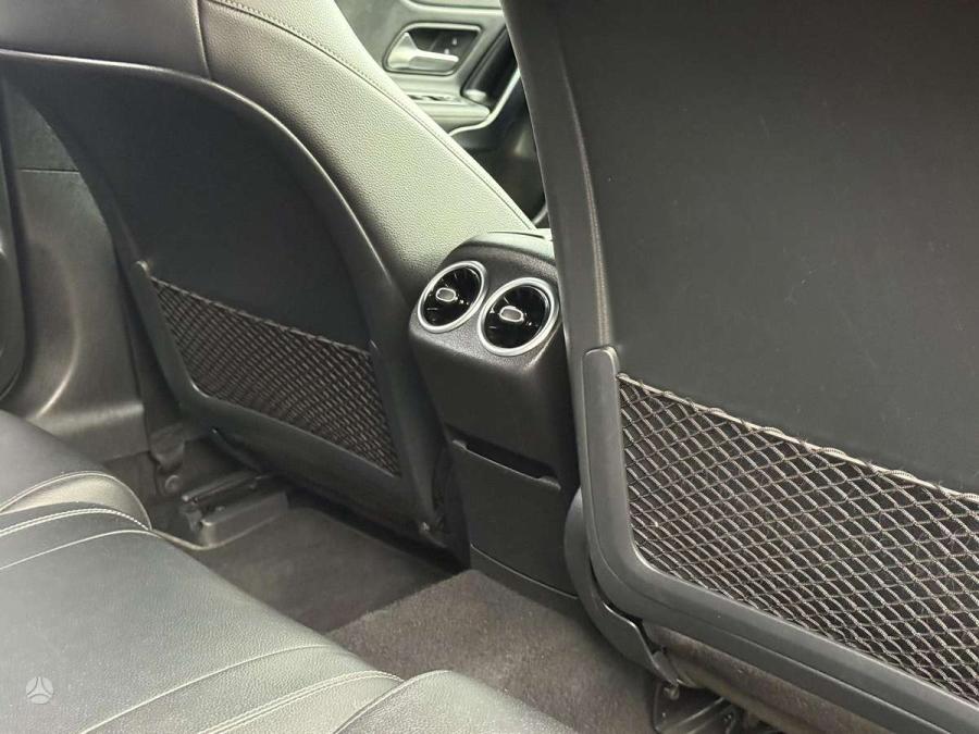 Black Mercedes-Benz a-250 2020 in Vilnius, with an engine capacity of 1.33 L and mileage of 94 thousand km for 16900 €, photo 22 on AUTOMOTO.COM.LV