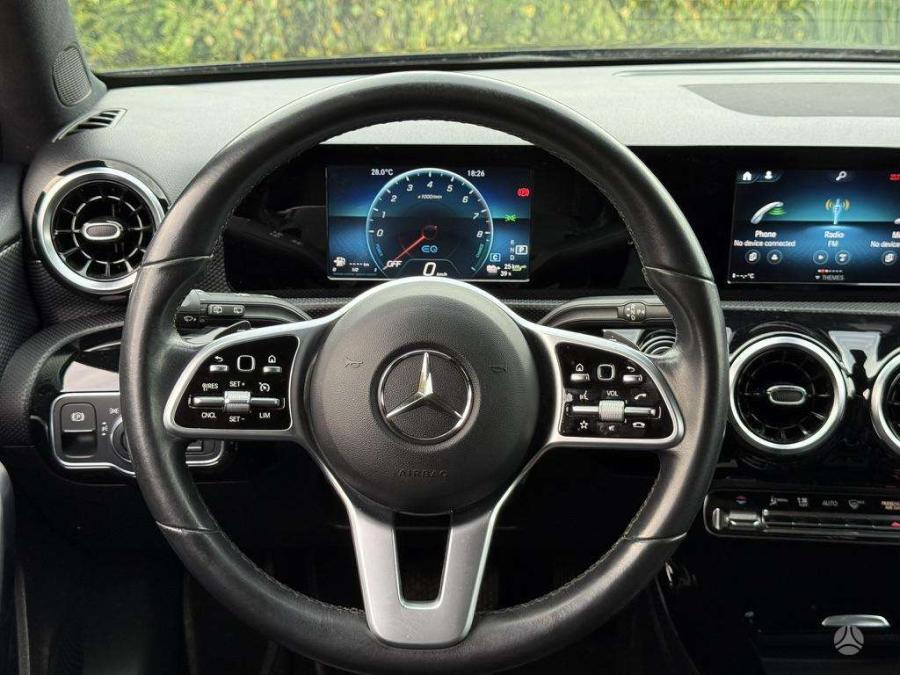 Black Mercedes-Benz a-250 2020 in Vilnius, with an engine capacity of 1.33 L and mileage of 94 thousand km for 16900 €, photo 25 on AUTOMOTO.COM.LV