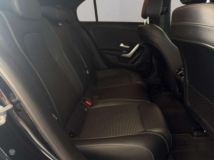 Melns Mercedes-Benz a-250 2021 Kauņa, ar dzinēja tilpumu 1.30 L un nobraukumu 45 tūkst. km par 22999 €, foto 10 vietnē AUTOMOTO.COM.LV
