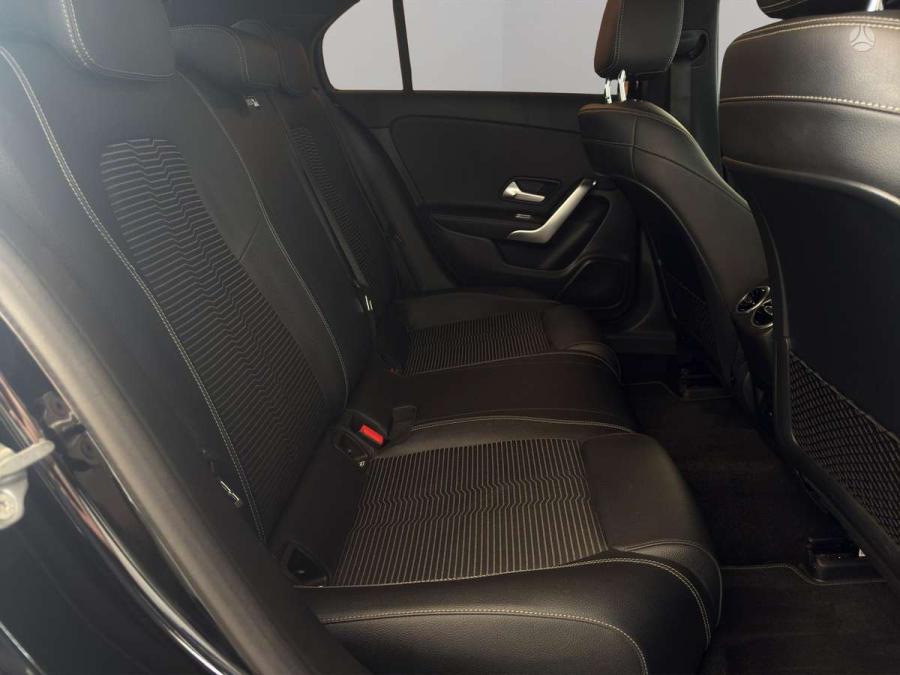 Melns Mercedes-Benz a-250 2021 Kauņa, ar dzinēja tilpumu 1.30 L un nobraukumu 45 tūkst. km par 22999 €, foto 10 vietnē AUTOMOTO.COM.LV
