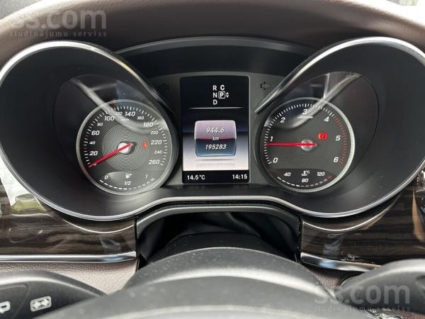 Black Mercedes-Benz a-250 2015 in Jekabpils, with an engine capacity of 2.20 L and mileage of 195 thousand km for 32000 €, photo 6 on AUTOMOTO.COM.LV