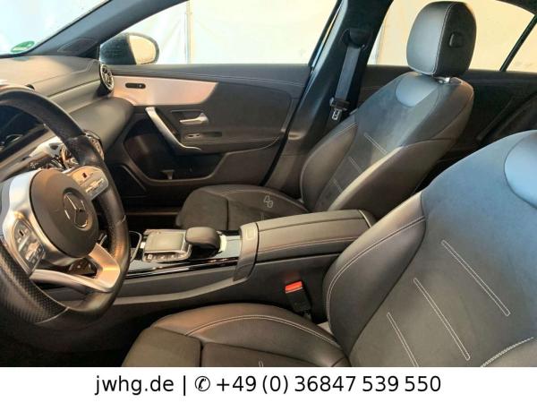 Melns Mercedes-Benz a-250 2020 Kauņa, ar dzinēja tilpumu 1.30 L un nobraukumu 50 tūkst. km par 28454 €, foto 8 vietnē AUTOMOTO.COM.LV