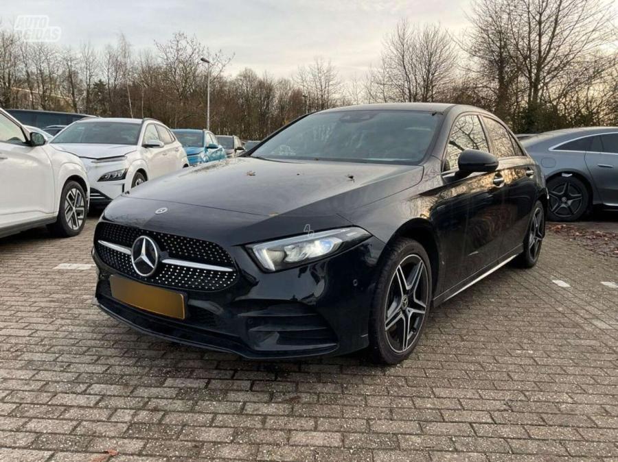 Melns Mercedes-Benz a-250 2021 Kauņa, ar dzinēja tilpumu 1.30 L un nobraukumu 90 tūkst. km par 26546 €, foto 2 vietnē AUTOMOTO.COM.LV