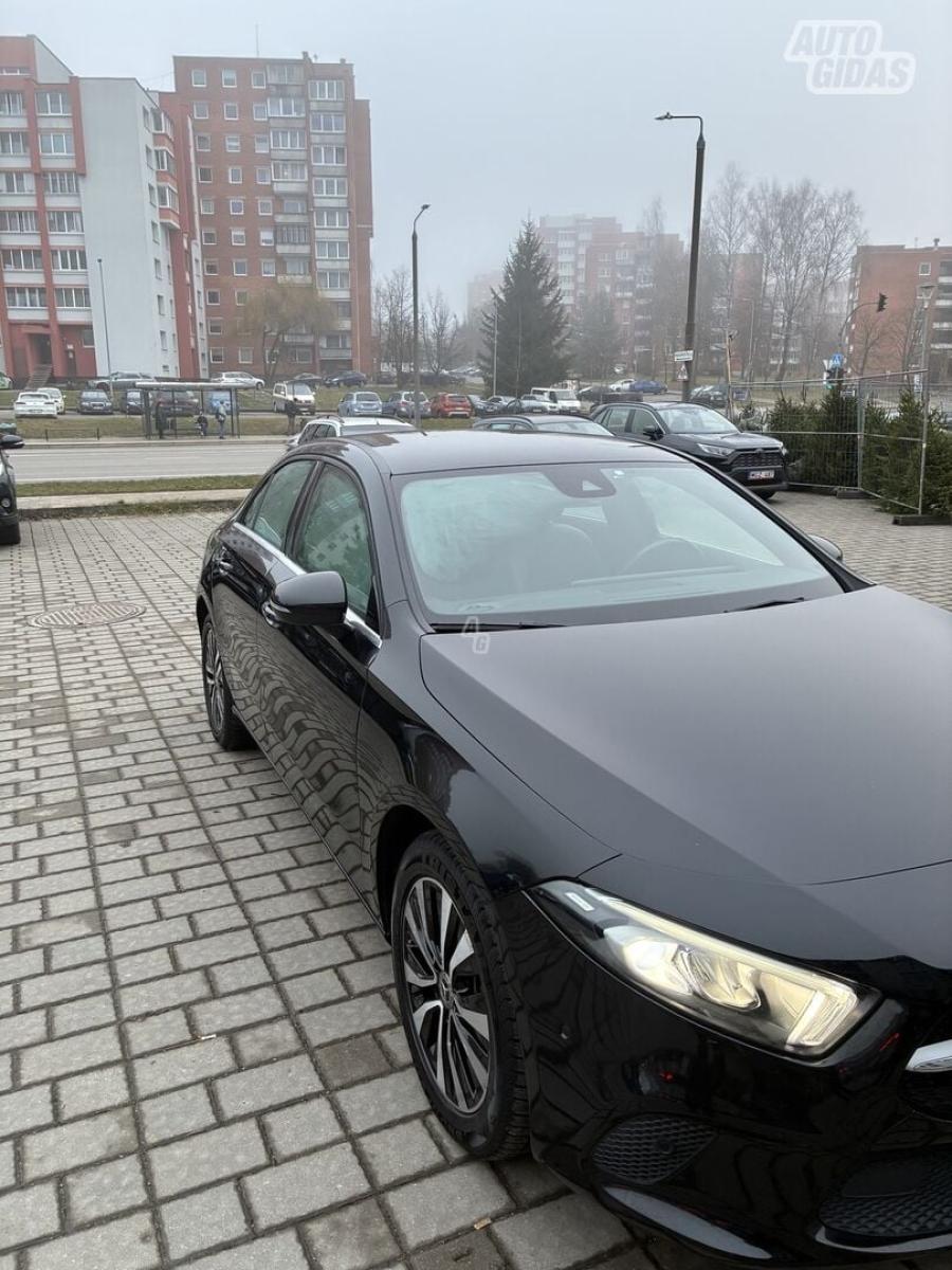 Black Mercedes-Benz a-250 2022 in Vilnius, with an engine capacity of 1.30 L and mileage of 94 thousand km for 26000 €, photo 4 on AUTOMOTO.COM.LV