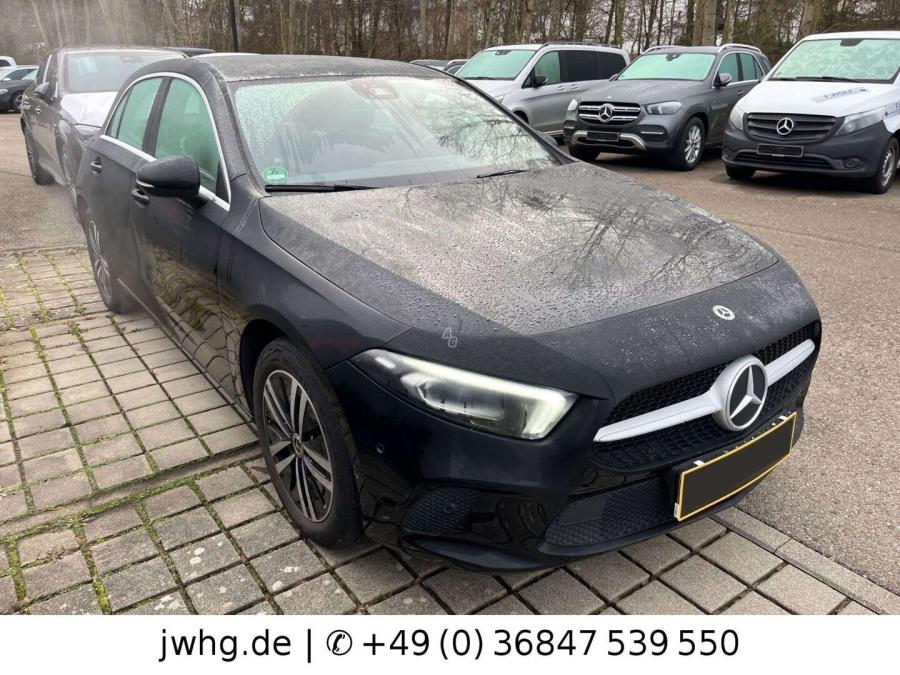 Melns Mercedes-Benz a-250 2022 Kauņa, ar dzinēja tilpumu 1.30 L un nobraukumu 85 tūkst. km par 24788 €, foto 9 vietnē AUTOMOTO.COM.LV