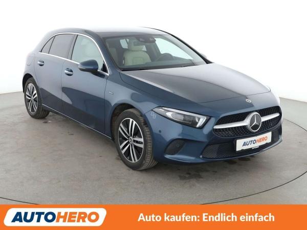 Blue Mercedes-Benz a-250 2021 in Kaunas, with an engine capacity of 1.30 L and mileage of 75 thousand km for 25799 €, photo 8 on AUTOMOTO.COM.LV