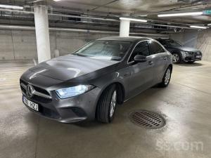 Pelēks Mercedes-Benz a-250 2020 Tallina, ar dzinēja tilpumu 1.30 L un nobraukumu 107 tūkst. km par 20000 €, foto 3 vietnē AUTOMOTO.COM.LV