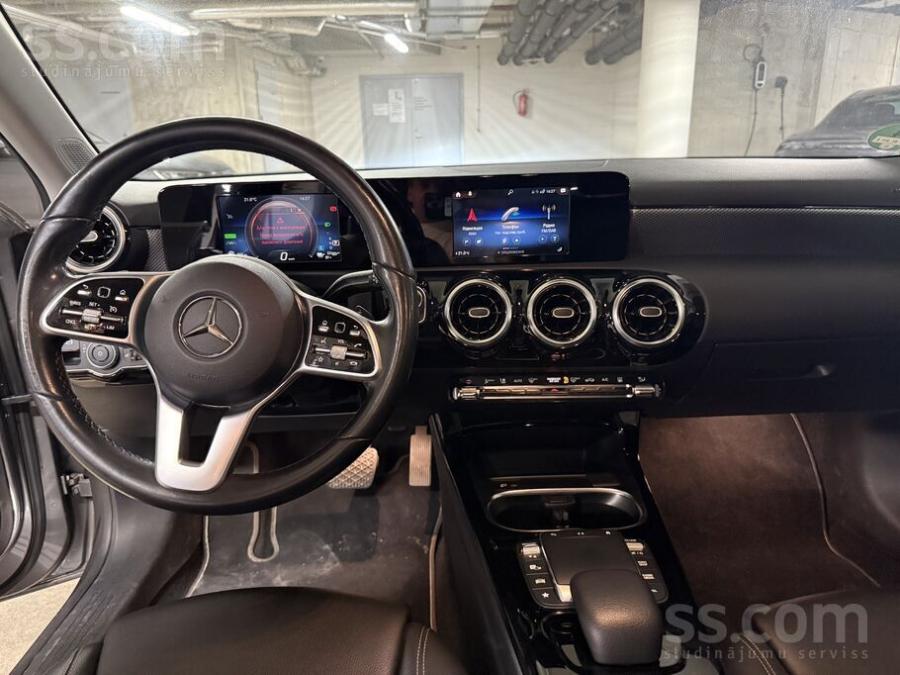 Pelēks Mercedes-Benz a-250 2020 Tallina, ar dzinēja tilpumu 1.30 L un nobraukumu 107 tūkst. km par 20000 €, foto 6 vietnē AUTOMOTO.COM.LV