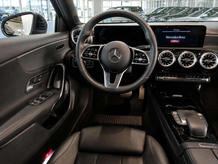 Grey Mercedes-Benz a-250 2021 in Klaipeda, with an engine capacity of 1.33 L and mileage of 147 thousand km for 21256 €, photo 6 on AUTOMOTO.COM.LV