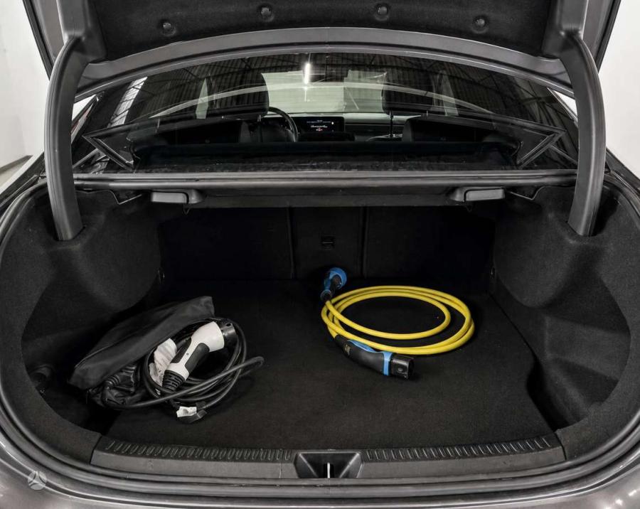 Grey Mercedes-Benz a-250 2021 in Klaipeda, with an engine capacity of 1.33 L and mileage of 147 thousand km for 21256 €, photo 10 on AUTOMOTO.COM.LV