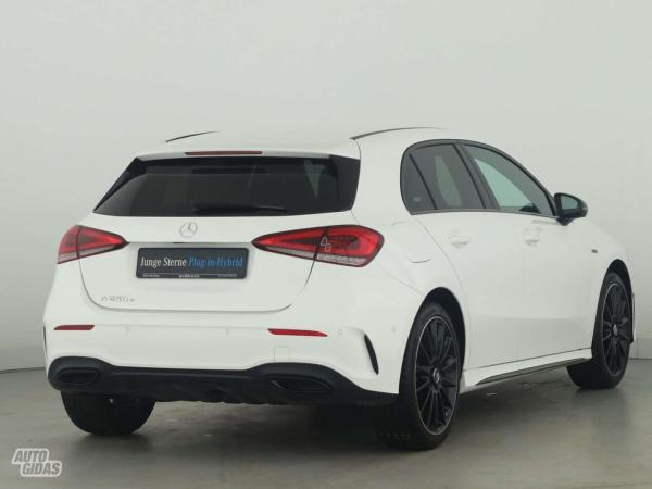 Balts Mercedes-Benz a-250 2020 Kauņa, ar dzinēja tilpumu 1.30 L un nobraukumu 77 tūkst. km par 26778 €, foto 2 vietnē AUTOMOTO.COM.LV