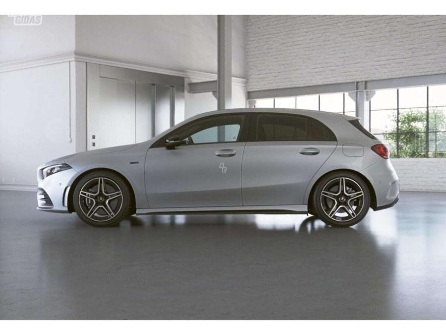 White Mercedes-Benz a-250 2020 in Kaunas, with an engine capacity of 1.30 L and mileage of 72 thousand km for 28904 €, photo 3 on AUTOMOTO.COM.LV