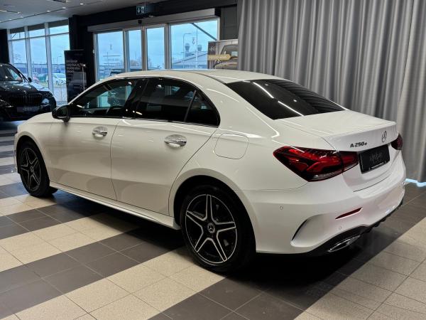 Белый Мерседес A 250 2022 в Рига, объемом двигателя 1.50 л и пробегом 58 тыс. км за 27190 €, фото 5 на AUTOMOTO.COM.LV
