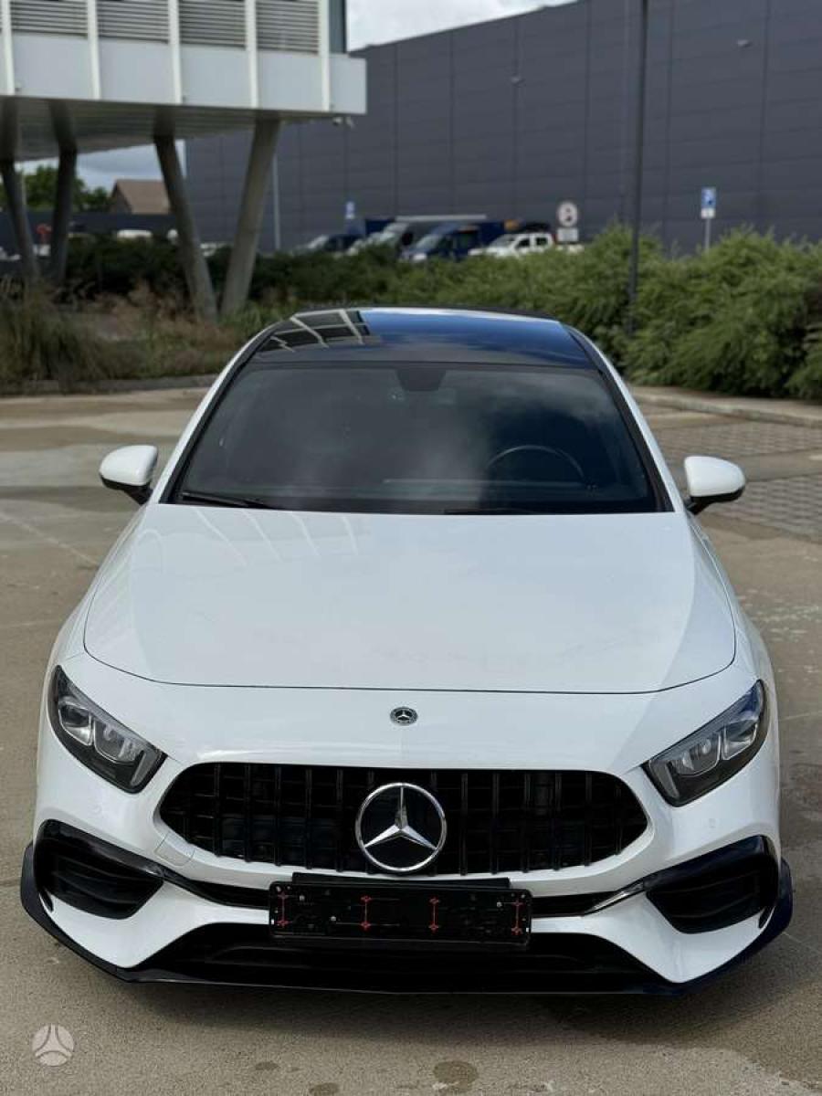 White Mercedes-Benz A 35 AMG 2020 in Vilnius, with an engine capacity of 2.00 L and mileage of 74 thousand km for 28990 €, photo 13 on AUTOMOTO.COM.LV