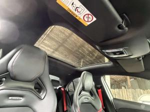Белый Мерседес A 35 AMG 2022 в Каунас, объемом двигателя 2.00 л и пробегом 90 тыс. км за 19750 €, фото 18 на AUTOMOTO.COM.LV
