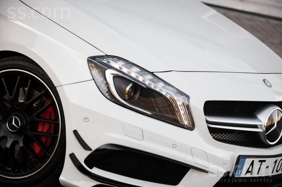 Balts Mercedes-Benz A 45 AMG 2014 Rīga, ar dzinēja tilpumu 2.00 L un nobraukumu 0 tūkst. km par 19900 €, foto 3 vietnē AUTOMOTO.COM.LV